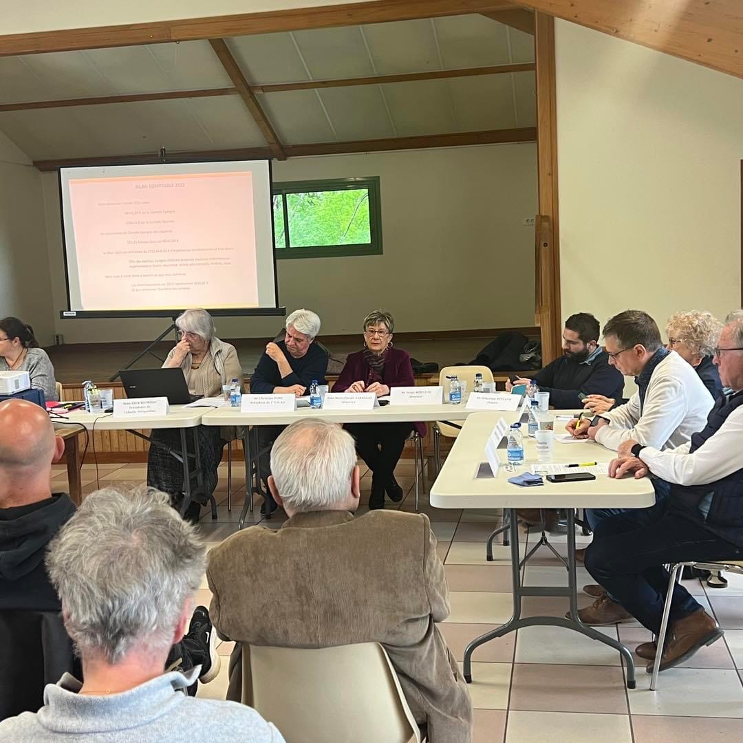 Assemblée générale de l'Abeille Périgordine - Marie Claude Varaillas