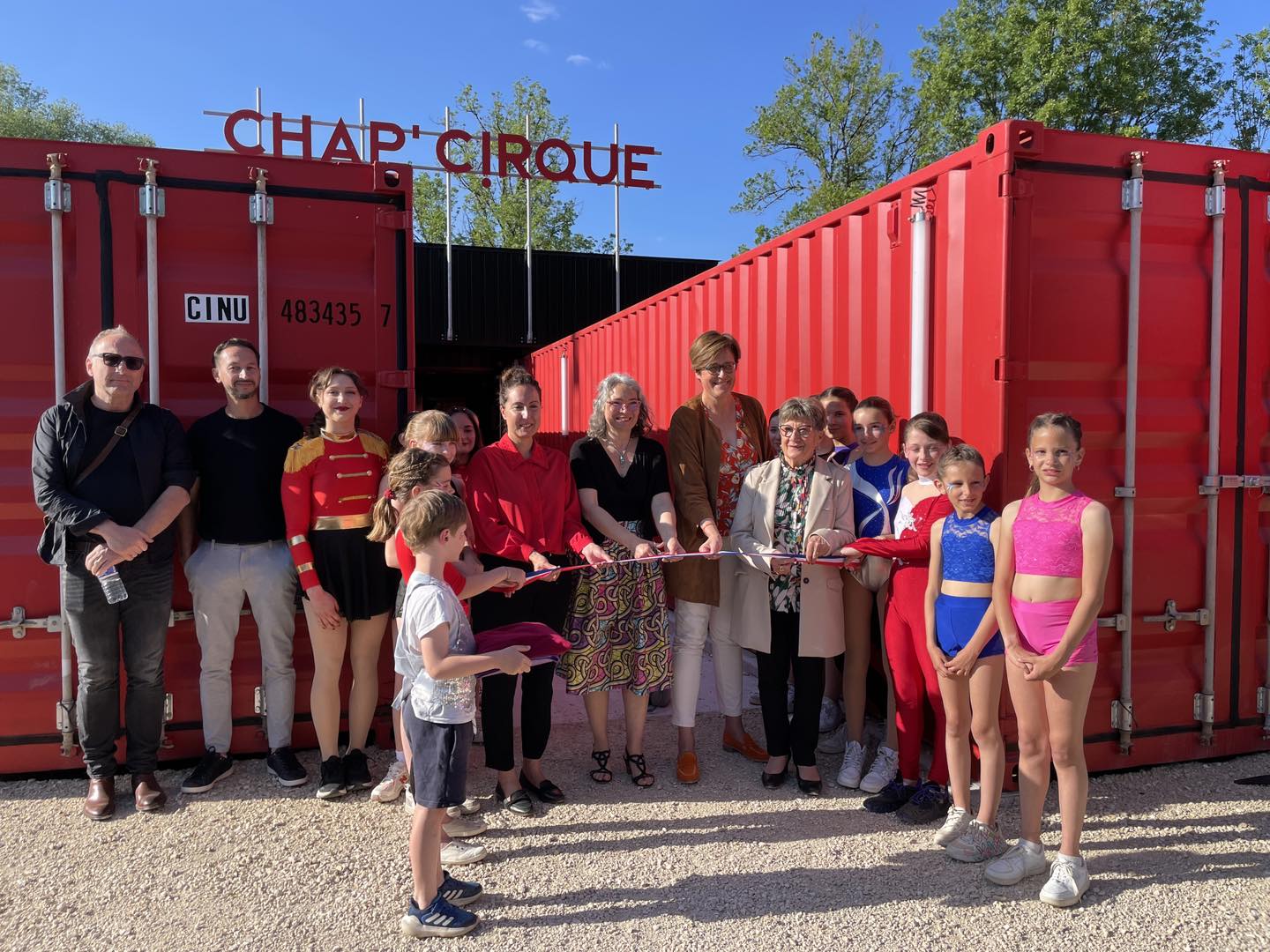 Inauguration du Chap'Cirque - Plaine de Lamoura à Boulazac - Marie ...
